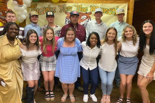 Castor High School Booster Club Holds Senior Athletic Dinner ...